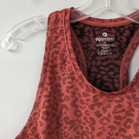 90 Degree By Reflex | Tops | Nwt 9 Degrees By Reflex Leopard Print ...